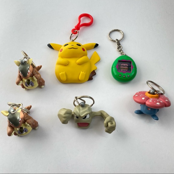 Pokemon | Toys | Pokmon Burger King 999 Key Chain 1998 Pikachu Coin ...